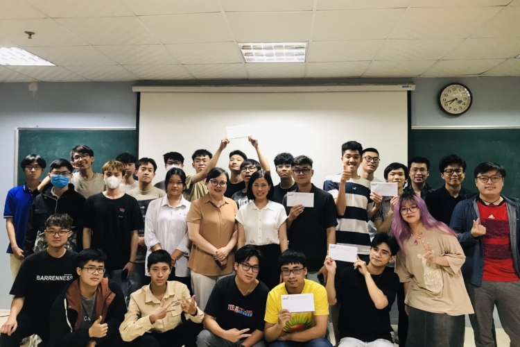 Sinh viên - Trường Đại học Khoa học và Công nghệ Hà Nội (USTH)